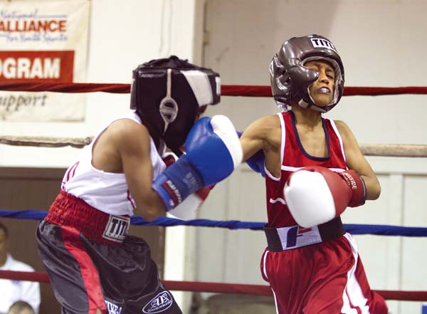 Fists fly at East Maui Boxing Club Show | News, Sports, Jobs - Maui News